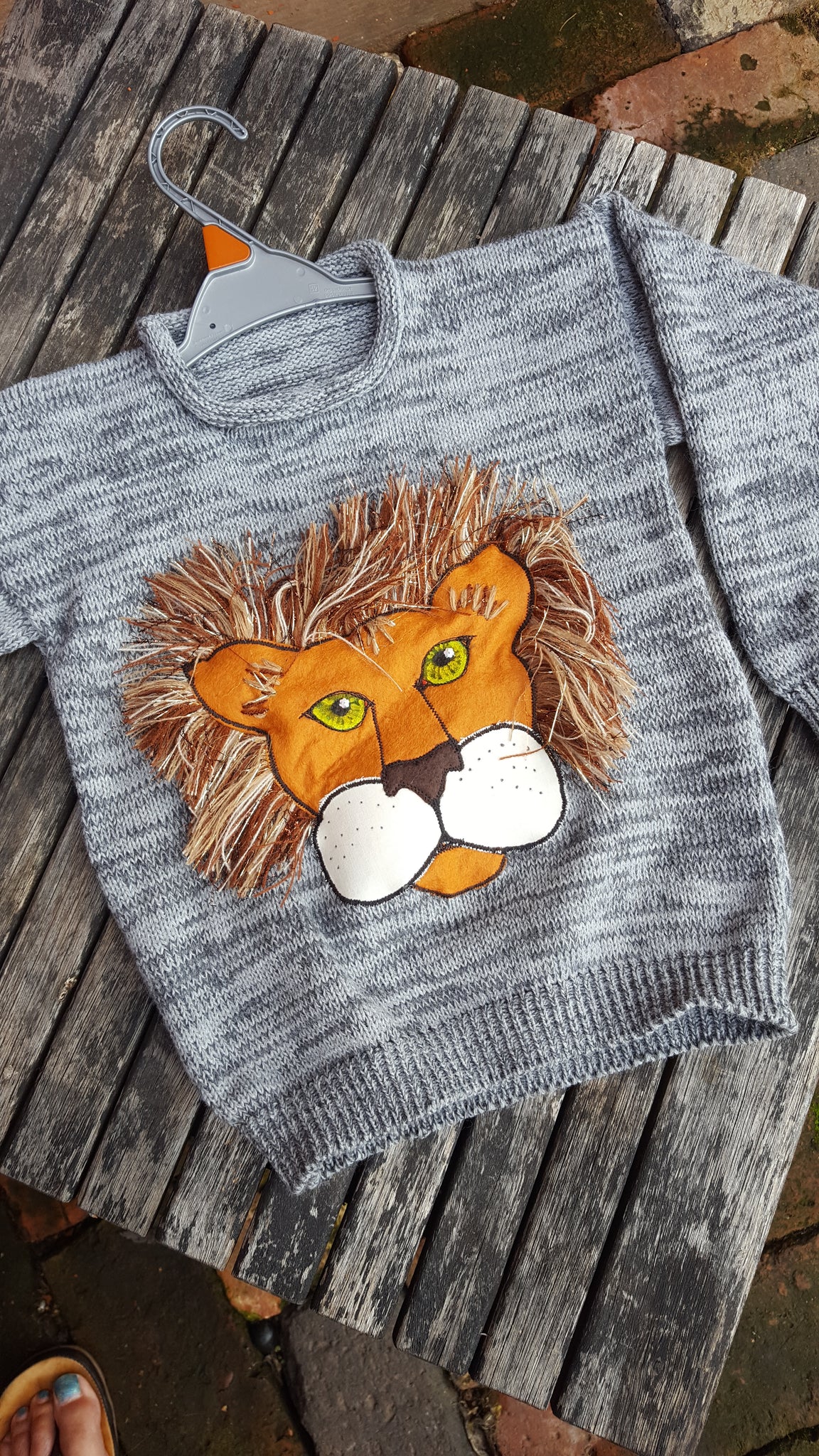 Rory Lion "Roar~y" lion jumper applique child's sweater age 5-6 boy or ...